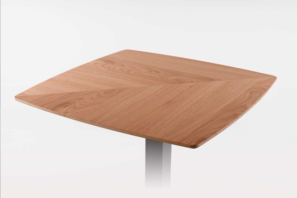 Tablero de mesa multilaminado de abedul con marquetería de roble ...
